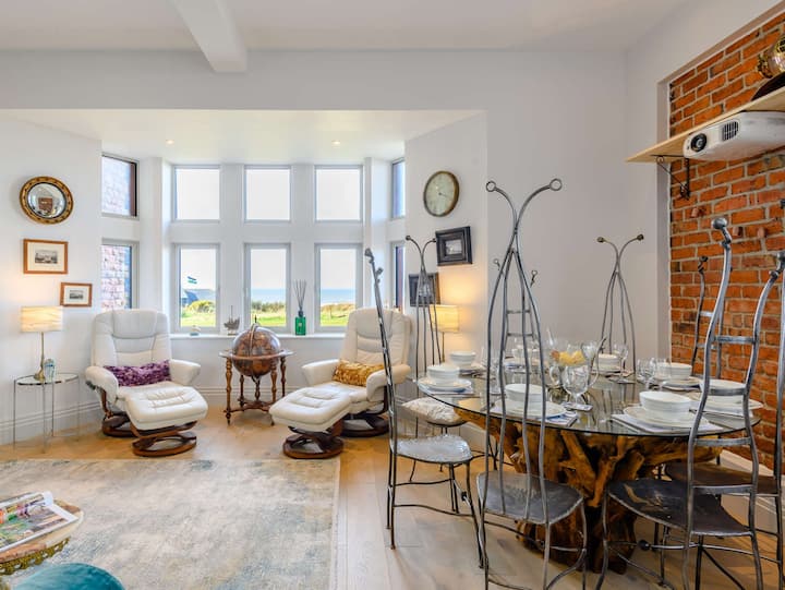 2 Bed In Porthcawl (87294) - Porthcawl