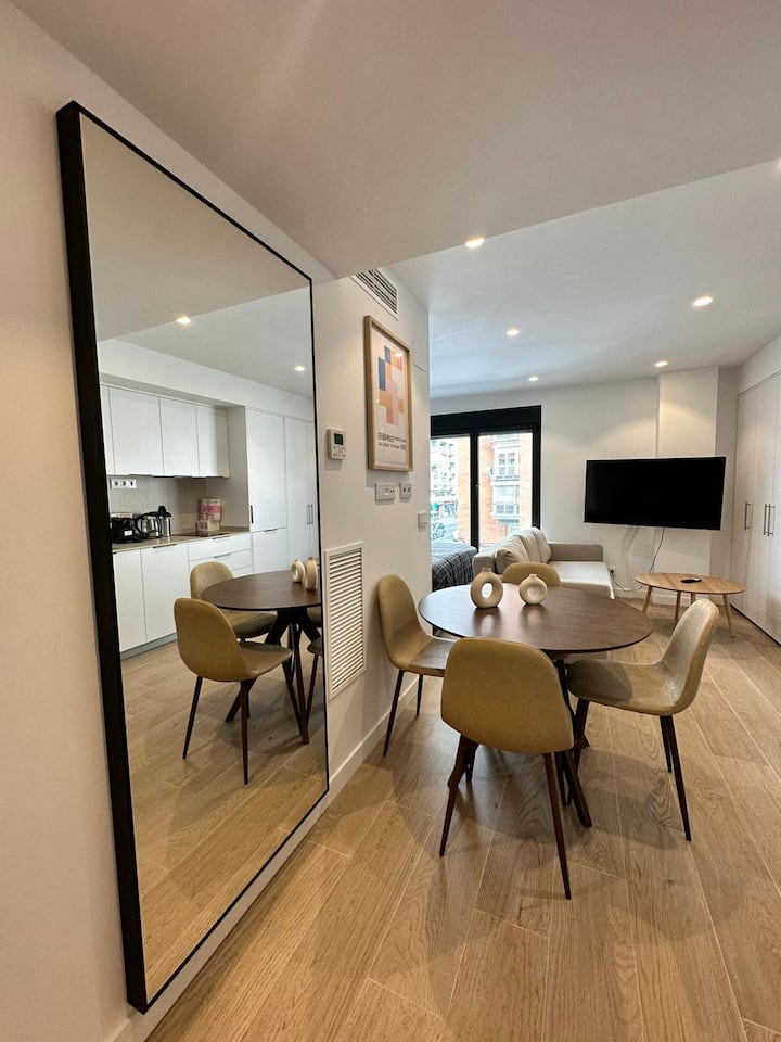 Castilla Luxury 2b Apartment - San Blas