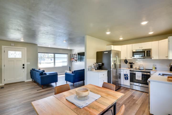 Vibrant Deland House Near Stetson University! - DeLand, FL