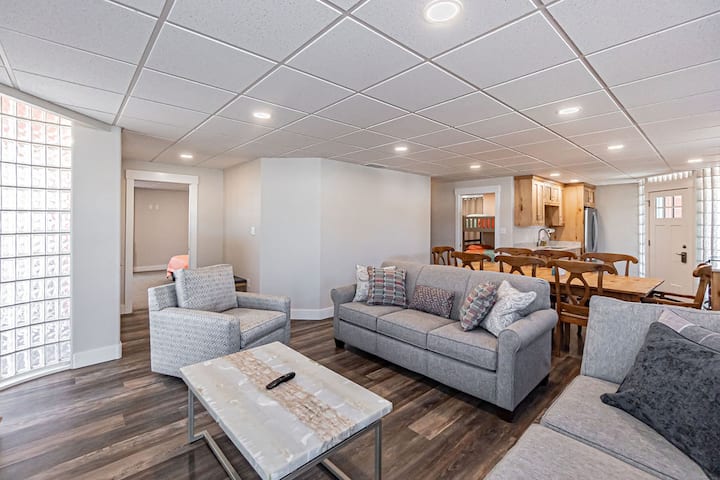 Pocatello: 2 Bed 2 Bath With Hottub - Pocatello, ID