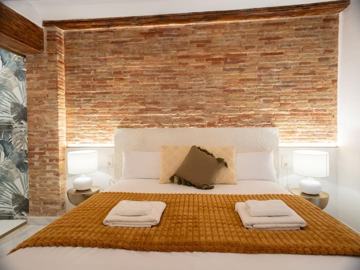 Las Cestas - Central Market (4-6 Pax) - Mid Term - Valencia