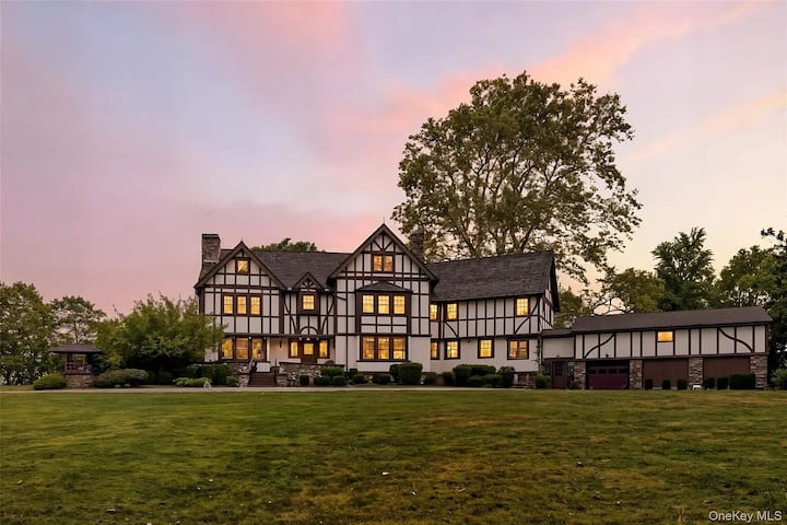 Spectacular Historic Mansion W/pool&tennis - Chester, NY
