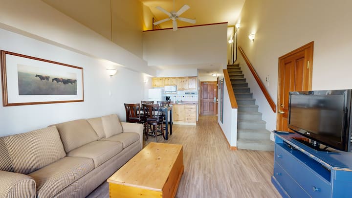 Hearthstone Lodge #222 - Sun Peaks