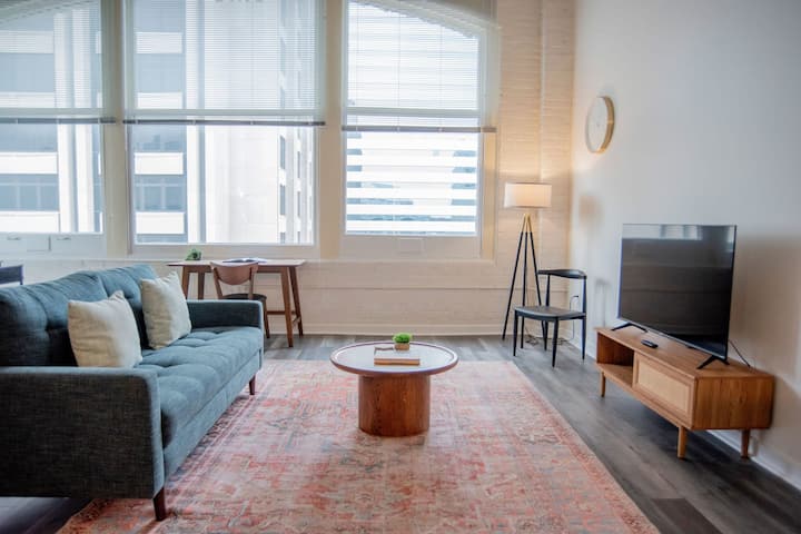 3br Cozysuites At The Block |Pool Table And Arcade - Mile Square - Downtown - Indianapolis