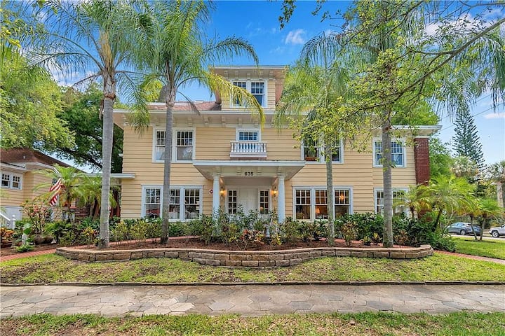 Main House - St. Petersburg, FL