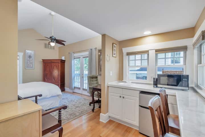 Snell Suite - St. Petersburg, FL