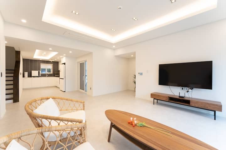 대부도에 위치한 감성 인테리어의 독채 숙소 이응이응 독채 - 송산면