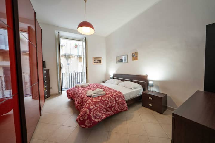 Pazzariello House - Nápoles