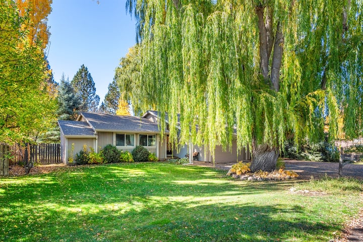 Angler's Paradise | 2 Fishing Badges & Open Space - Carbondale, CO