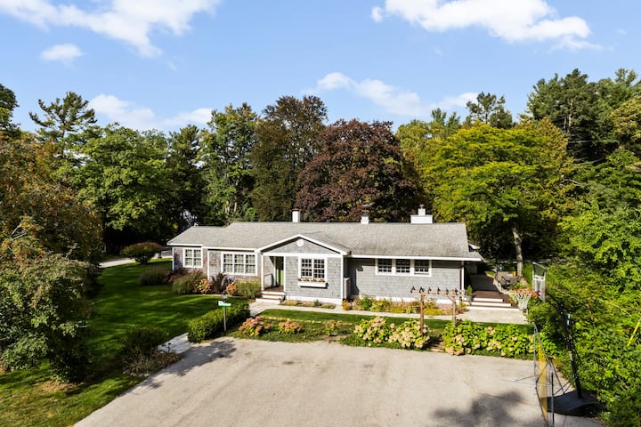 Sans Souci In The Village Of Leland - Leland, MI