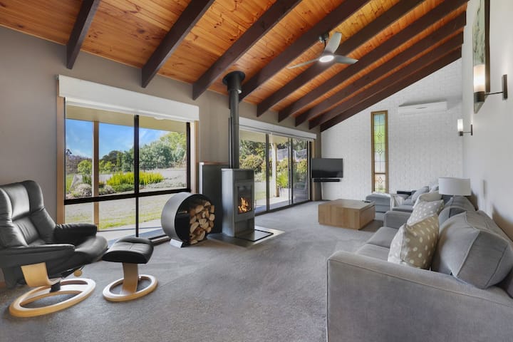 Bella Vista - Mansfield - Sleeps 8 - Mansfield