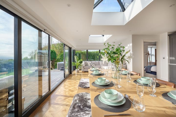 Stunning Home With Hot Tub And Breathtaking Views - アングルシー島