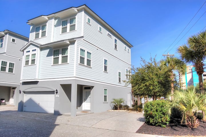 Spacious Retreat In Myrtle Beach: At Salt & - Myrtle Beach, SC