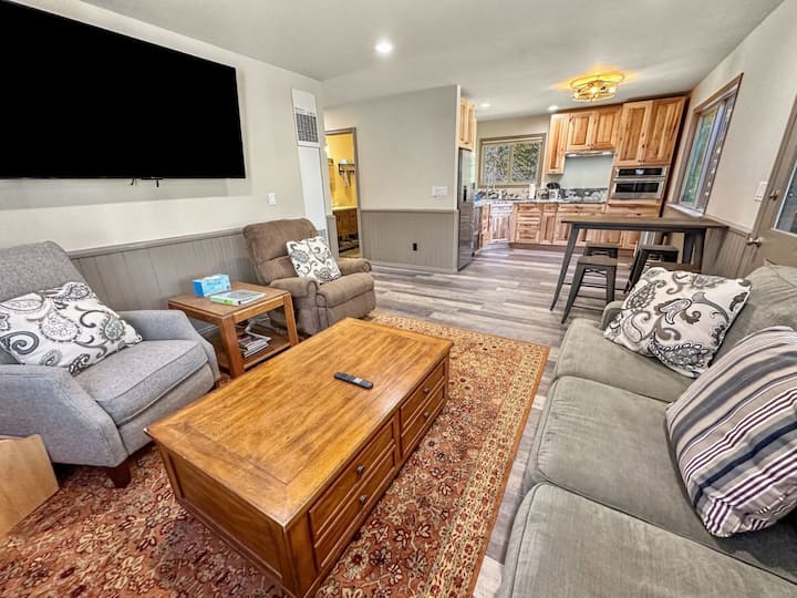 Charming Home In Donnelly Close To Lake Cascade - Donnelly, ID
