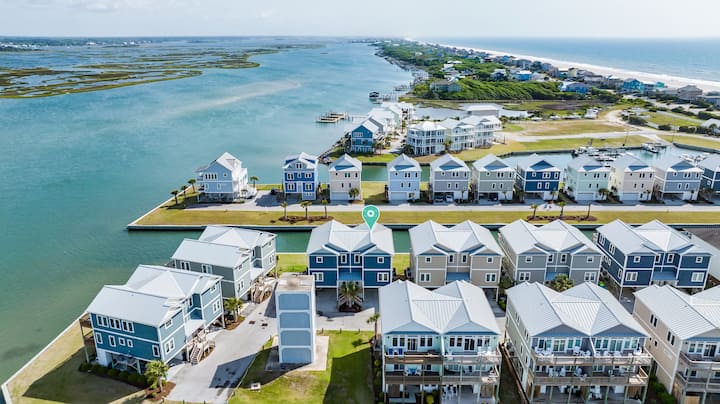 Ripken's Retreat | Canal Front, Water Views! - Topsail Beach, NC