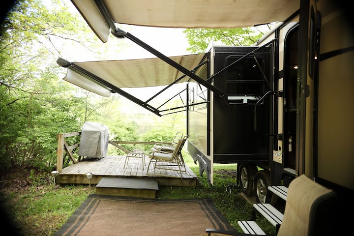 #21 Scenic Camper Rental - Bald Eagle State Park, Howard