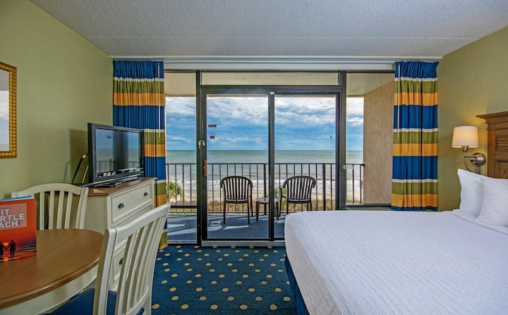 Elegant Space: Jr Cabana Ste Oceanfront 3rd Flr - Myrtle Beach, SC