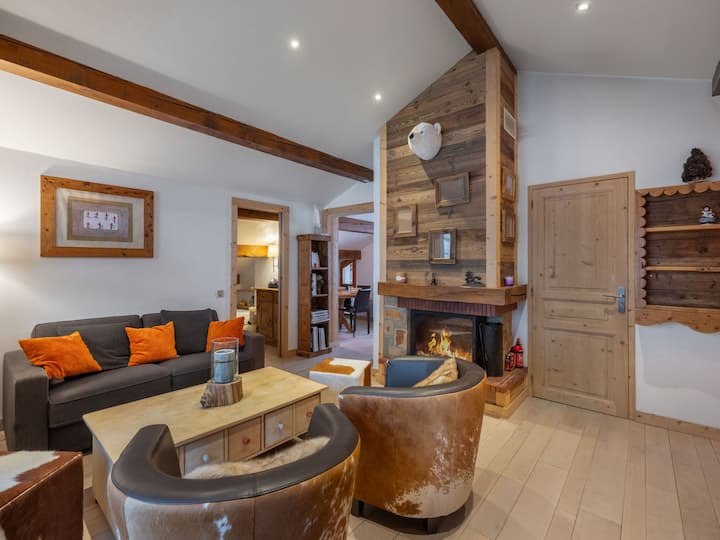 Appartement De Charme Traversant - Courchevel