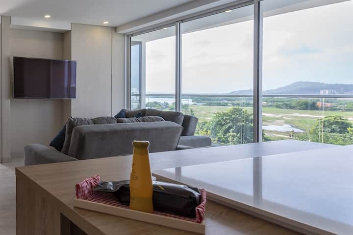 2bd Next To Beach W/ Pvt. Jacuzzi | Martinique 74 - Cartagena