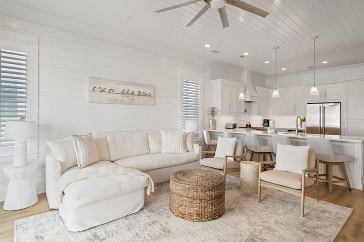 Bliss On The Bay | Bayside + Boat Slip - Orange Beach, AL