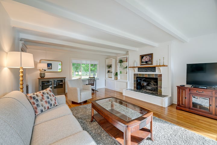Cozy Grants Pass Home ~ 9 Mi To Rogue River Access - Grants Pass, OR