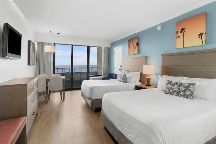 Newly Renovated 15th Floor Oceanfront Room - Myrtle Beach
