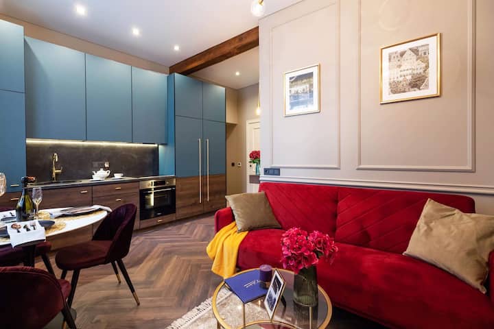 Charming Apt Near Vilnius Cathedral Square - Vilnius