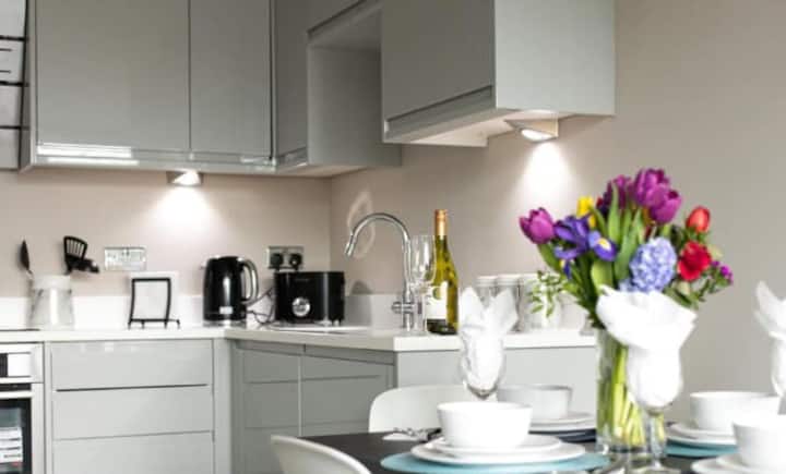 Coastal Comfort In Brighton | 6 Guests, Prime Spot - Brighton Beach