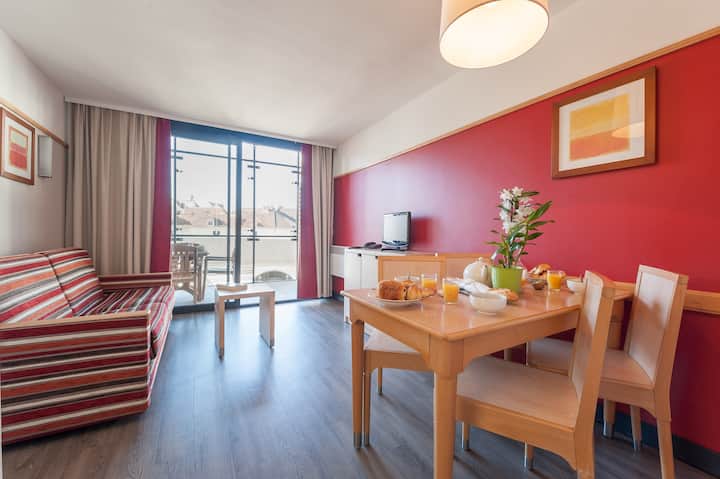 Pierre&vacances-appart 4 Personnes-terrasse/balcon - Loches