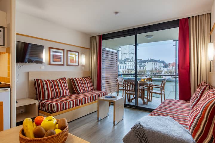 Pierre&vacances-appart 5 Personnes-terrasse/balcon - Loches