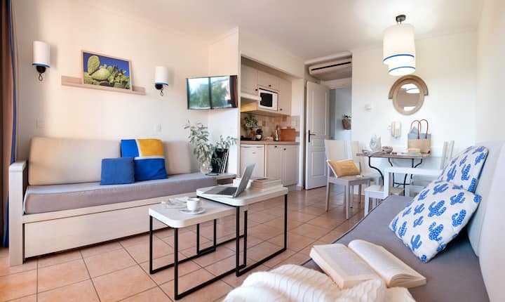 Pierre&vacances-app 4pers-1 Ch-balcon-vue Mer-clim - Roquebrune-sur-Argens