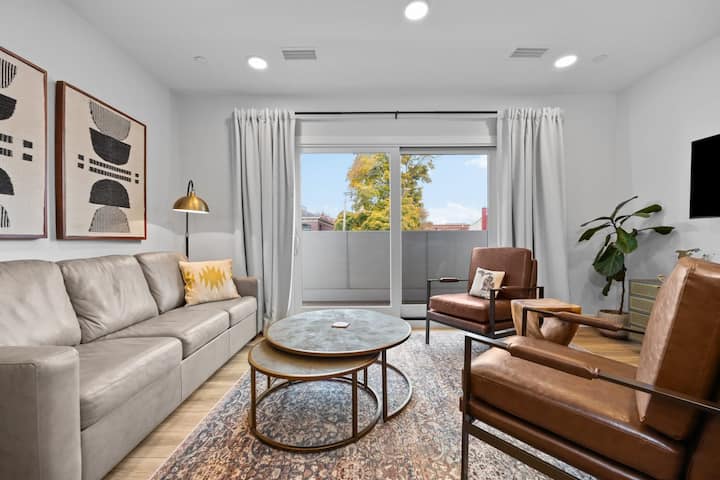 Slabtown 203 Downtown Location With Two Balconies! - Traverse City, MI