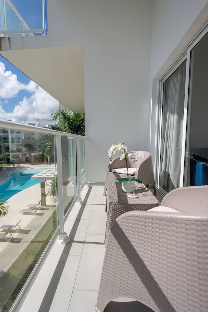 Seaside Luxury 1bdr Condo Paseo Playa Coral D-306 - Punta Cana