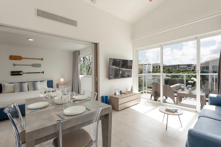 Seaside Luxury 1bdr Condo Paseo Playa Coral D-306 - Punta Cana
