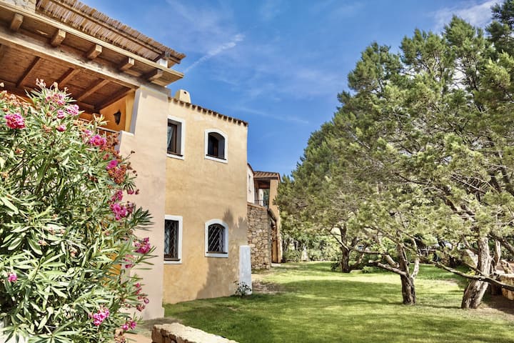 Giardino Degli Oleandri Bilo 4 Premium - Порто-Черво