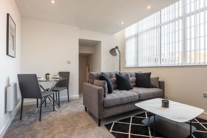 Modern 2 Bedroom Apartment In Central Hull - Hull