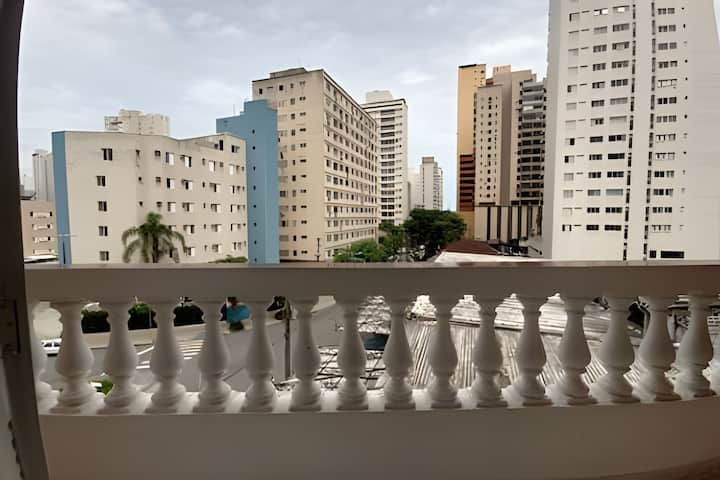 Apartamento No Centro, Aconchegante Perto Da Praia - Guarujá
