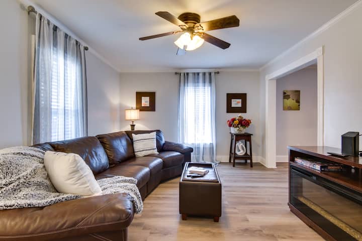 Charming Salisbury Getaway W/ Grill & Fire Pit! - Salisbury, MD