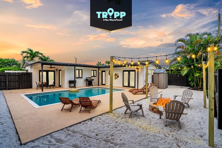 Stunning Heated Pool Home Retreat | Hollywood - Pembroke Pines, FL