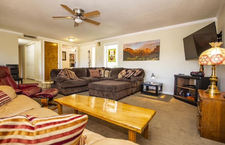 Sports Village Resort #X3 | All Amenities Included - 세인트조지