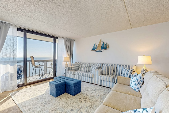 2br Beachfront Condo With Beach Access, Pools, Gym - Ocean City, MD