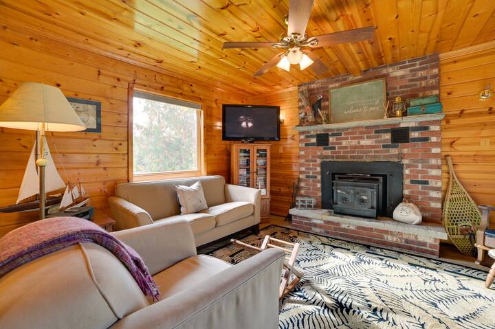 Riverfront Cheboygan Cabin W/ Kayaks & Dock! - Cheboygan State Park, Cheboygan
