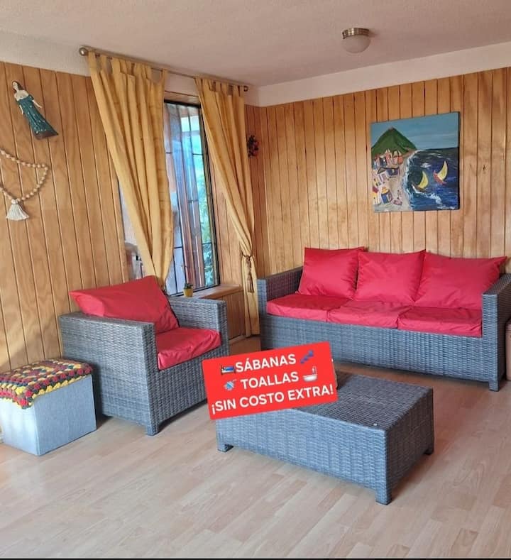 Beautiful And Spacious Family Home - Chile