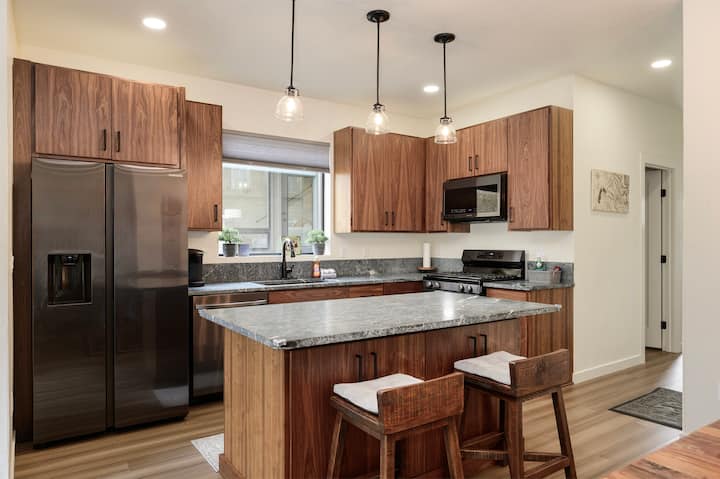 Ski-in/out Home Views + Luxuries At Granby Ranch - Granby, CO