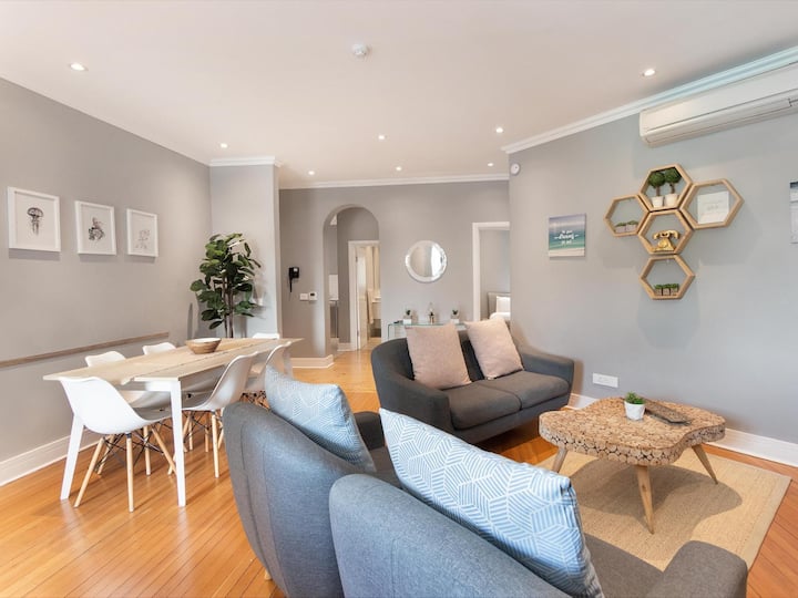 Apartment In Green Point - Cape Town