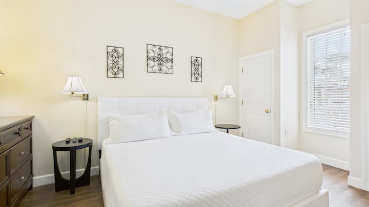 "Sea Forever 30a" #189 -1 Bedroom Sleeps 4 - Rosemary Beach, FL