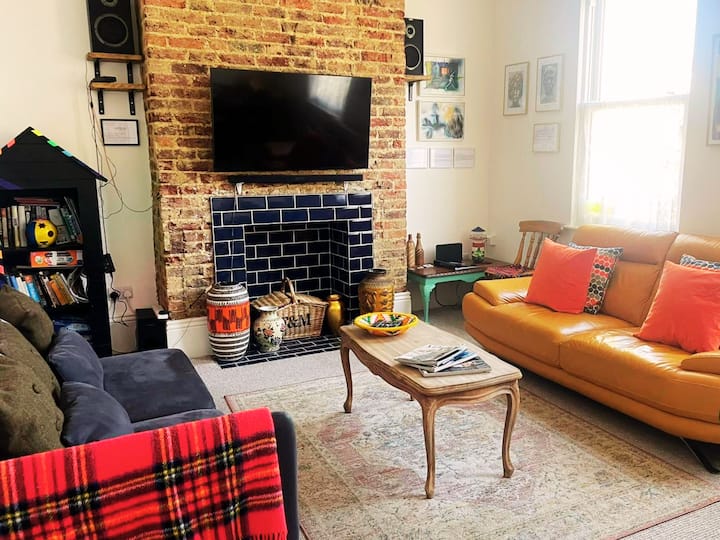 The Lodge – Stunning Seaside Maisonette - Saint Leonards