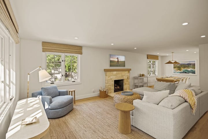 Carmel Jewel Box Beautifully Remodeled 3br 2ba - Monterey, CA