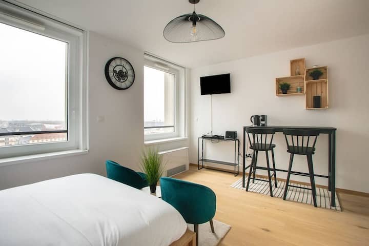 A L'horizon - Joli Studio Au Cœur De La Ville - ibis Styles Strasbourg Stade de la Meinau