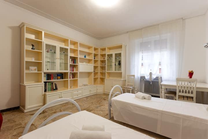 Flower Apartment - Mantua